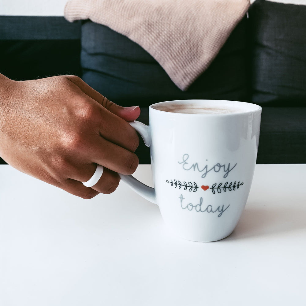 SR1 Arctic White | Der bequeme Ring aus Silikon in Weiß – SOLID RINGS